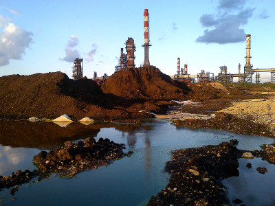 Refinery waste treatment in oil and gas industry - econ industries ...